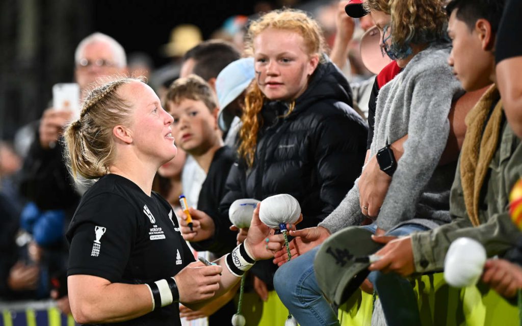 Murray Mexted: 'I think rugby is definitely under threat in New Zealand'