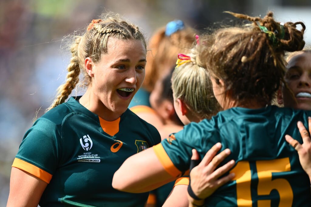 Bella McKenzie: From 's**t coffee' and rain to 'best comp in the world'